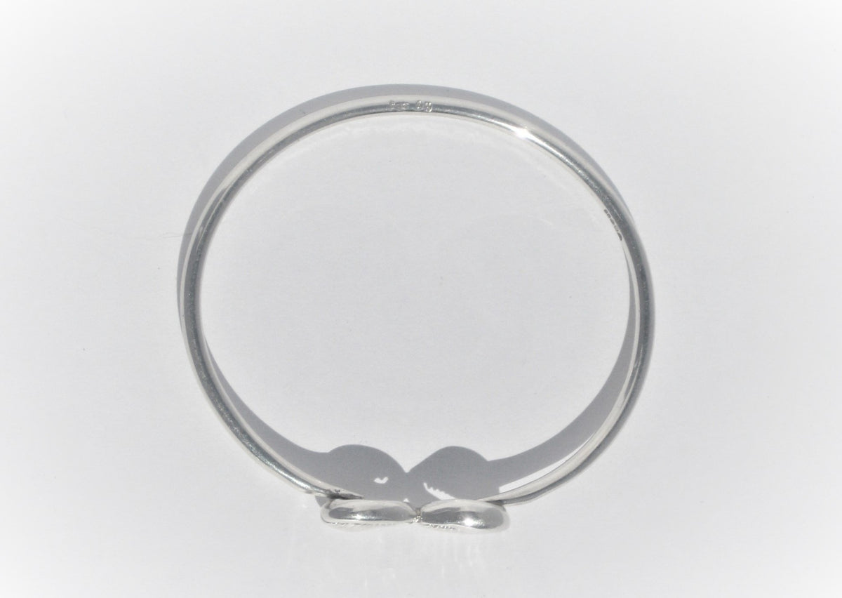 Cowrie Bangle – rosiecolvinjewellery